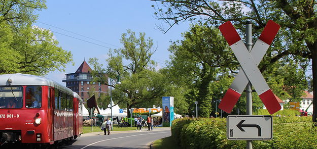 Fabelhafte Innerorts Andreaskreuz Parken Ebenbild